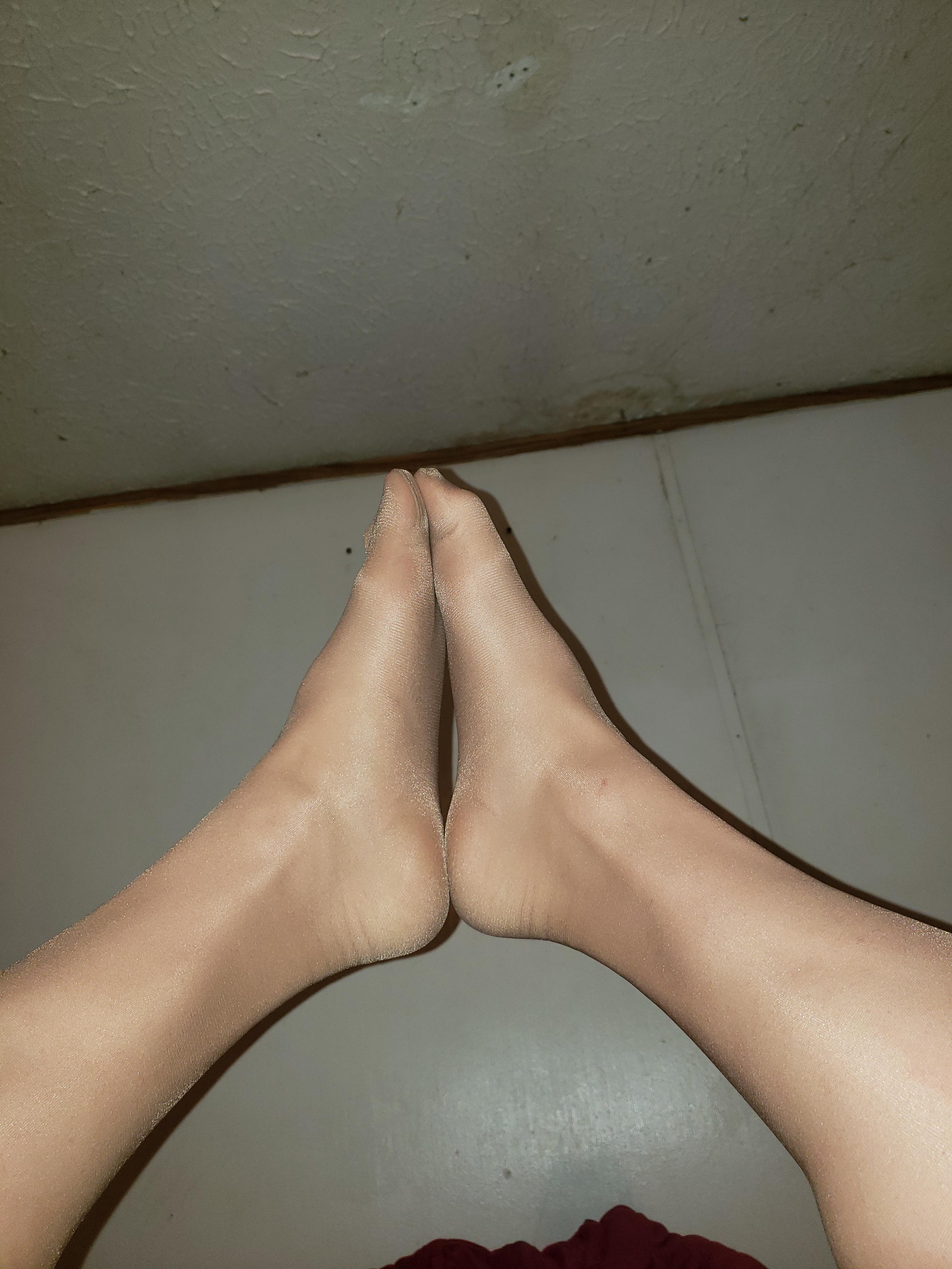 Wish I knew something to fill in that tiny gap. | Scrolller