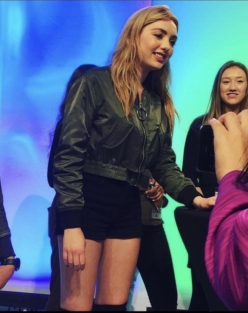 With fans | Scrolller