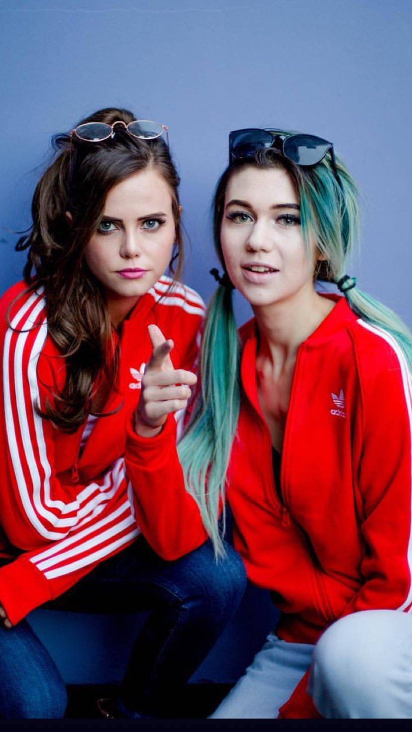 With Jessie | Scrolller