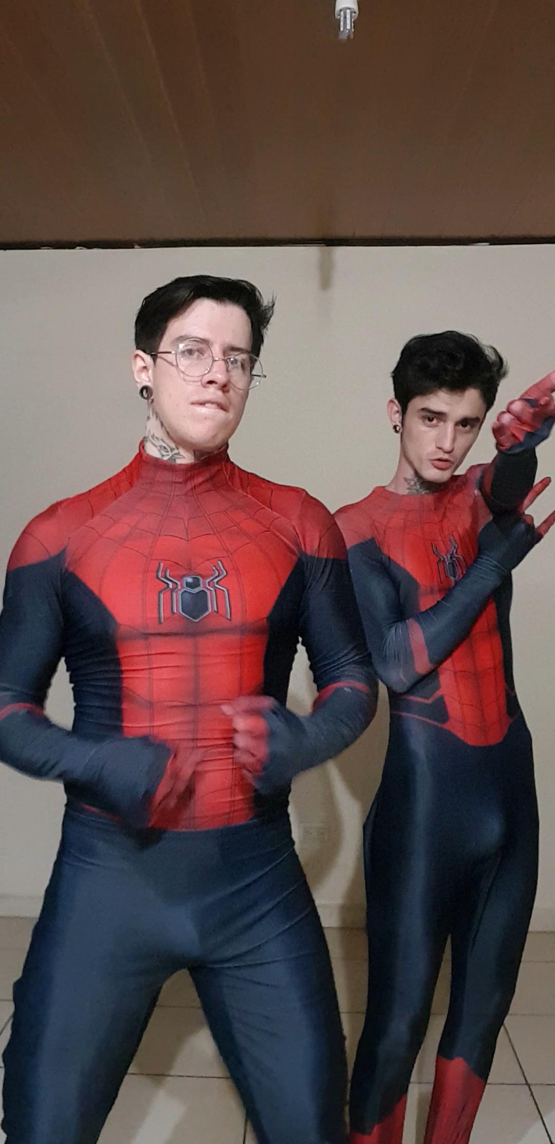 with my friend | Scrolller