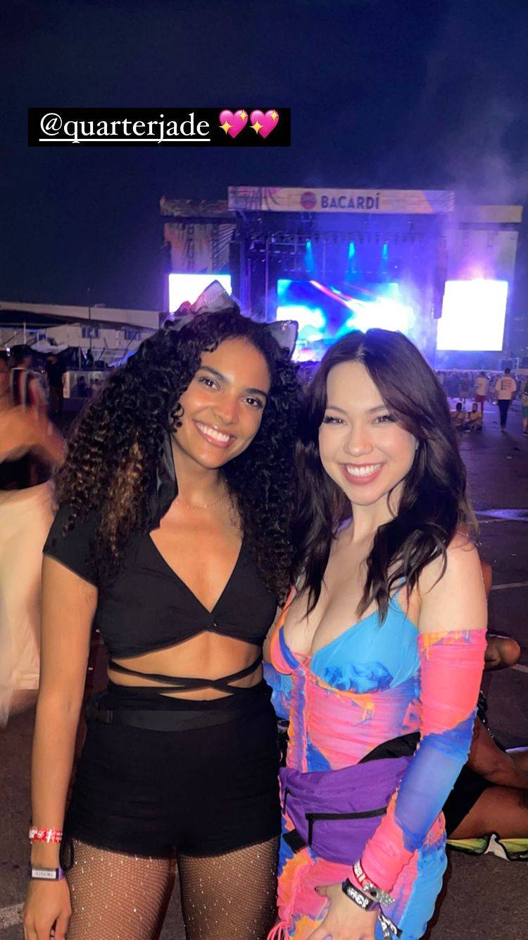 With syd | Scrolller