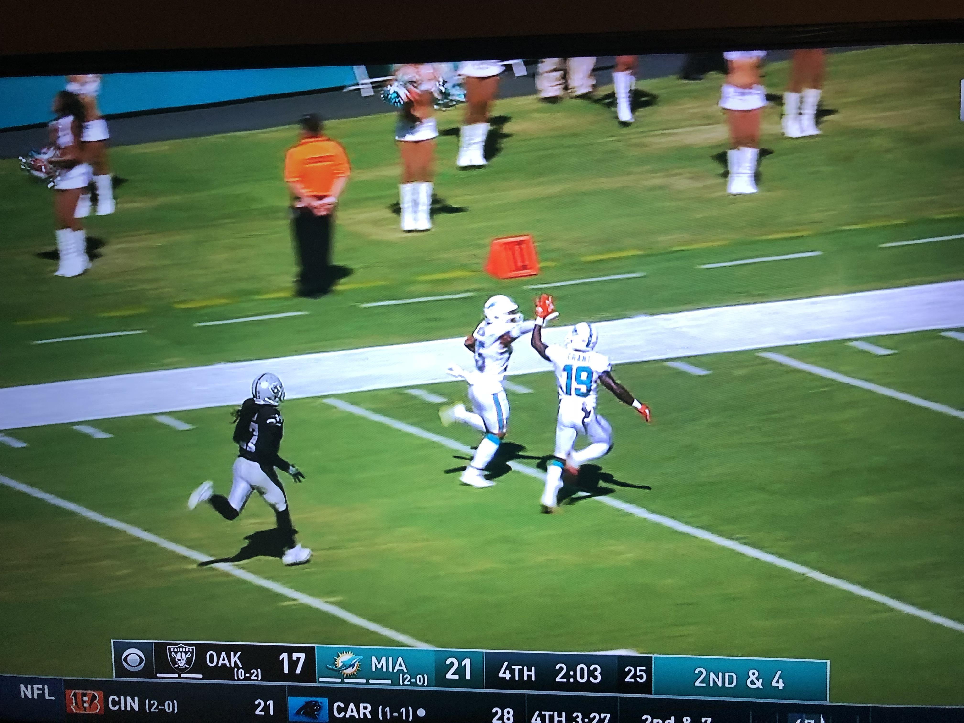 Wonder twin powers activate! | Scrolller