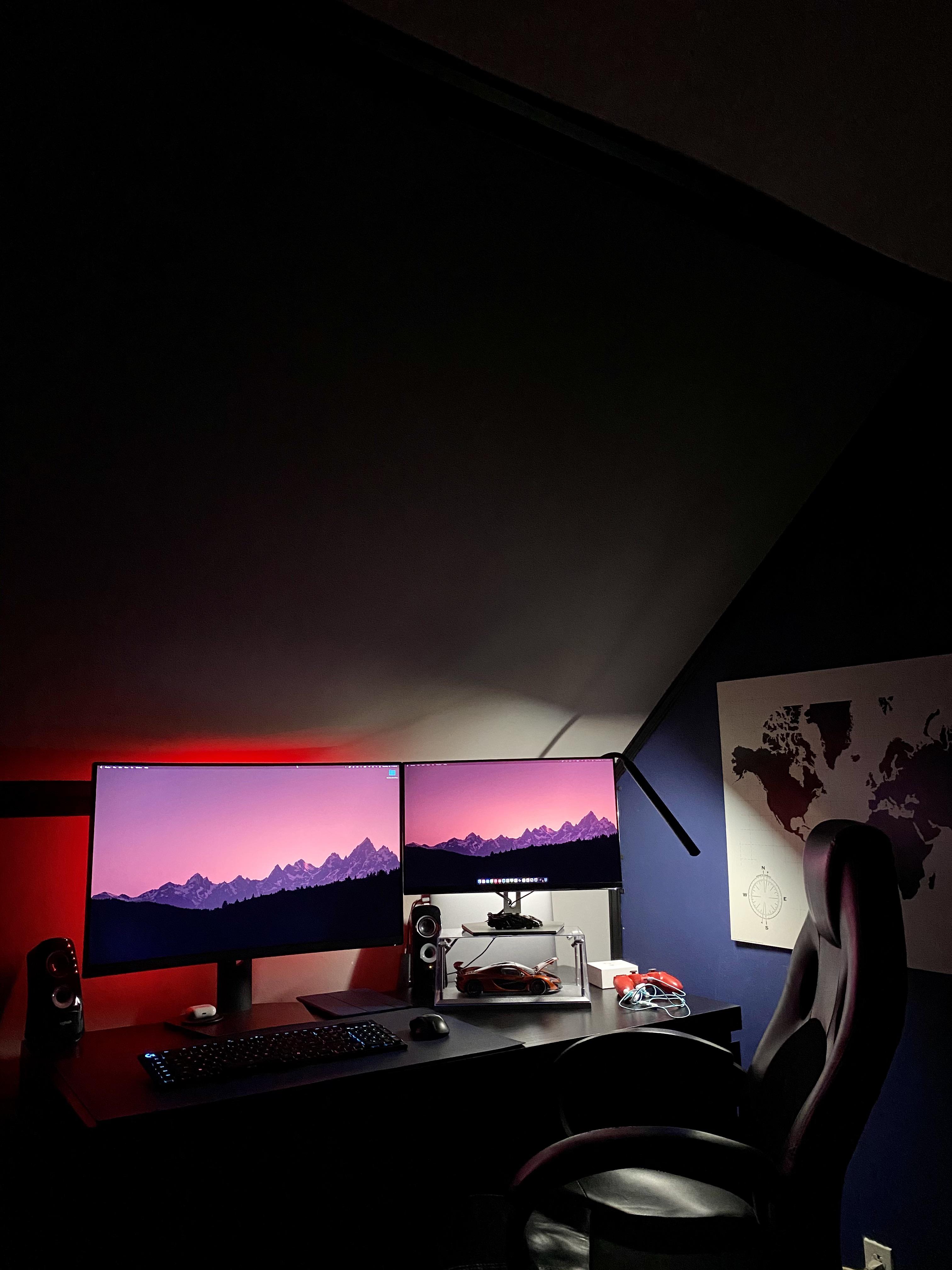 Work and play spot 😎 | Scrolller