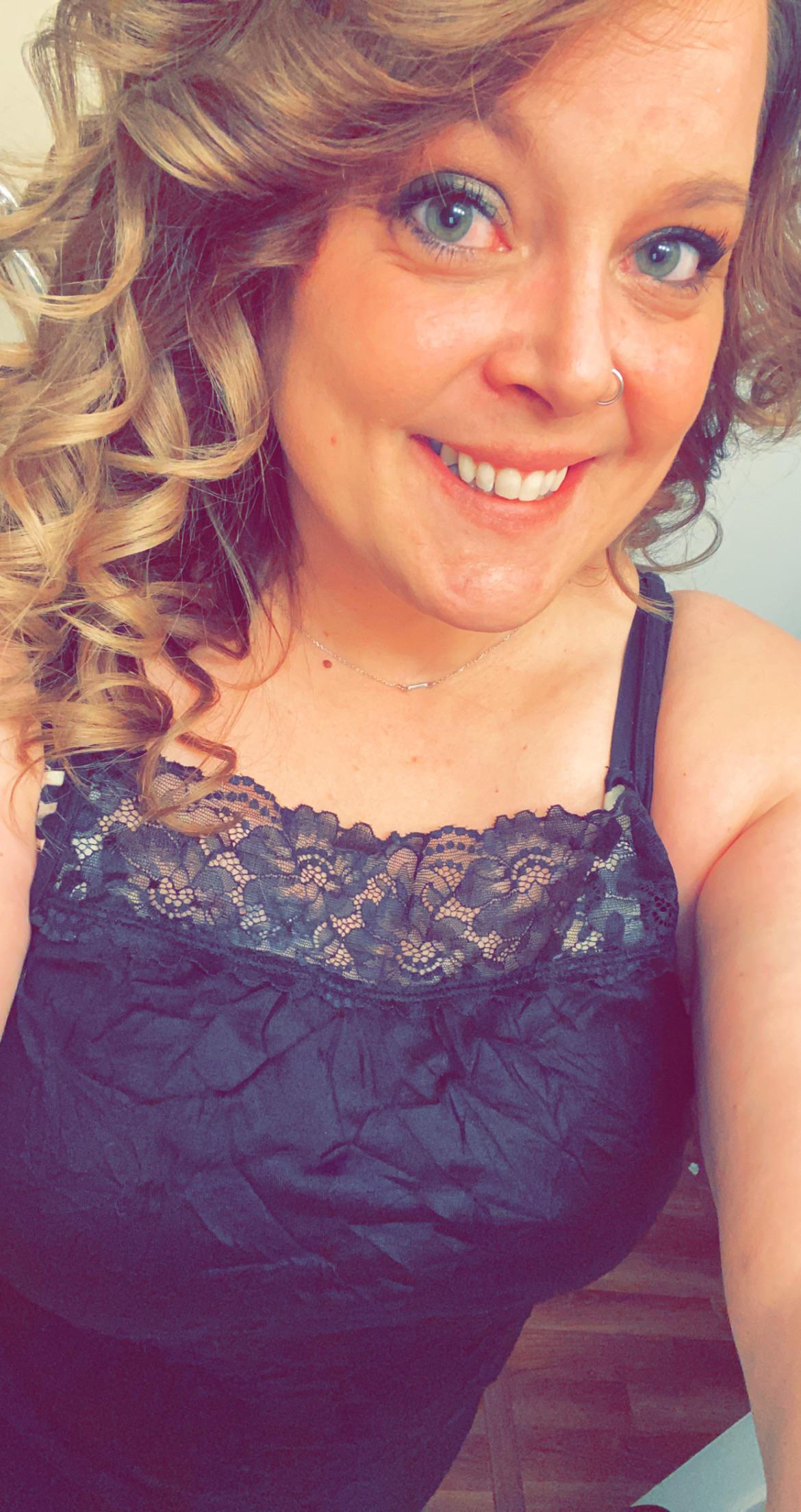 Before work selfie 🌻 | Scrolller