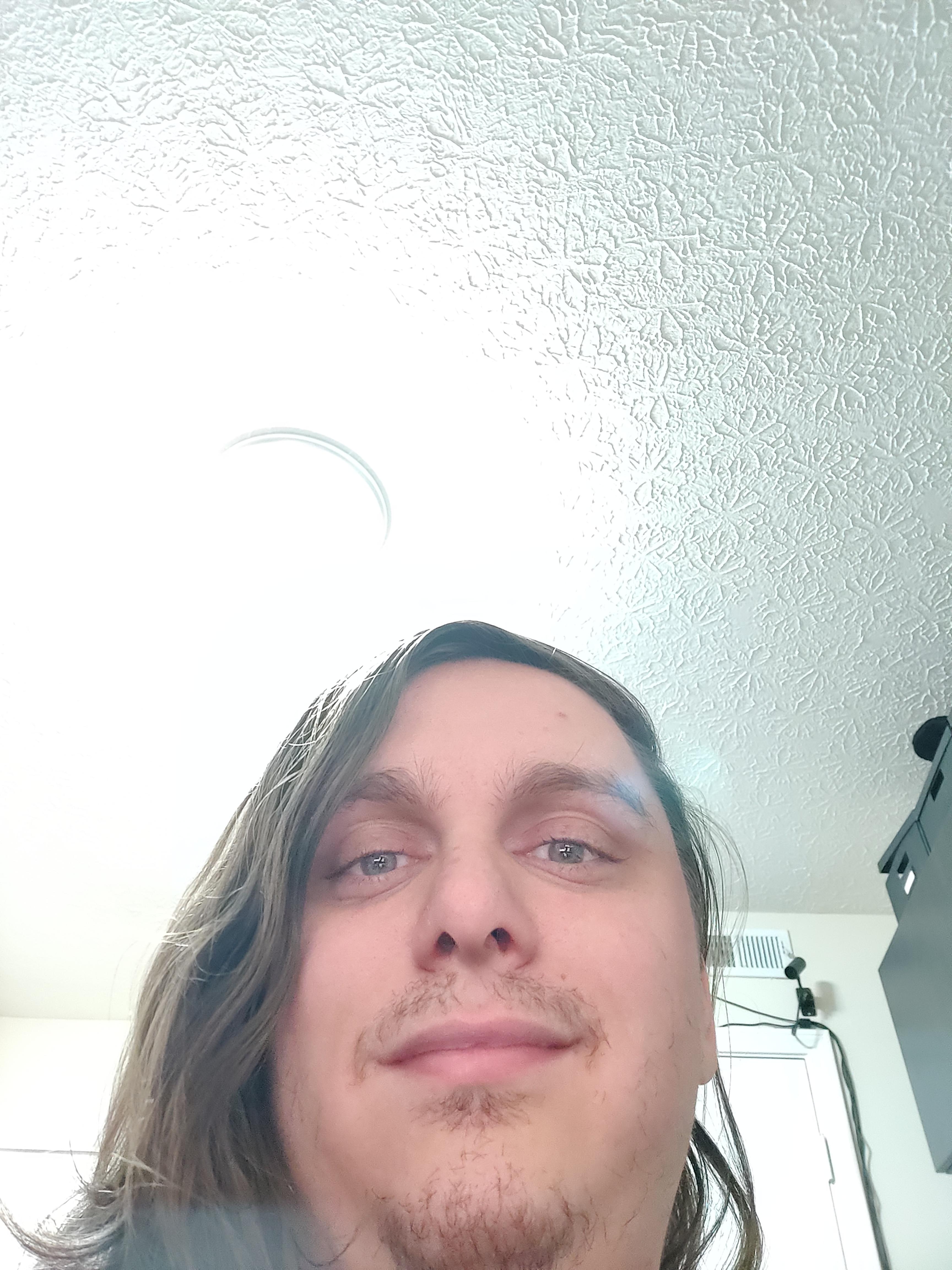 Work selfie | Scrolller