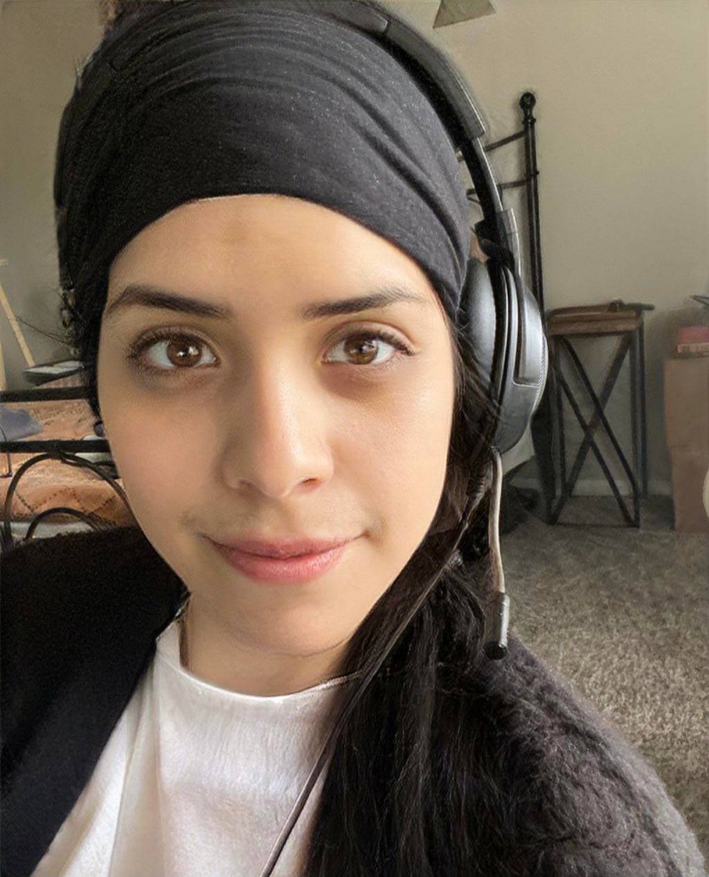 Working from home :3 | Scrolller