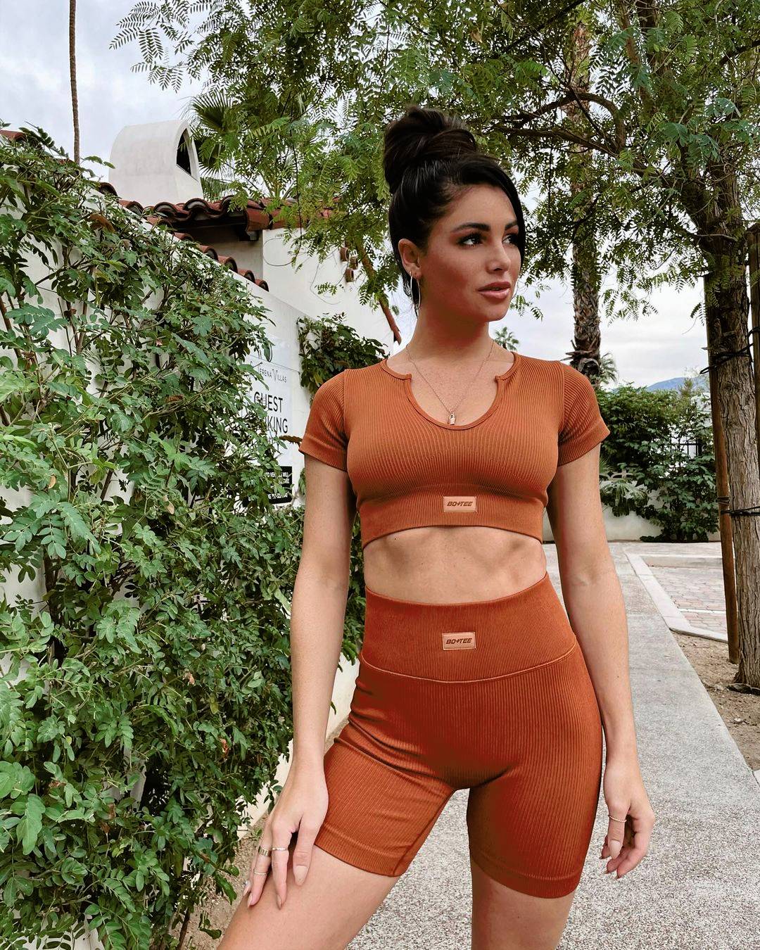 Workout Clothes | Scrolller