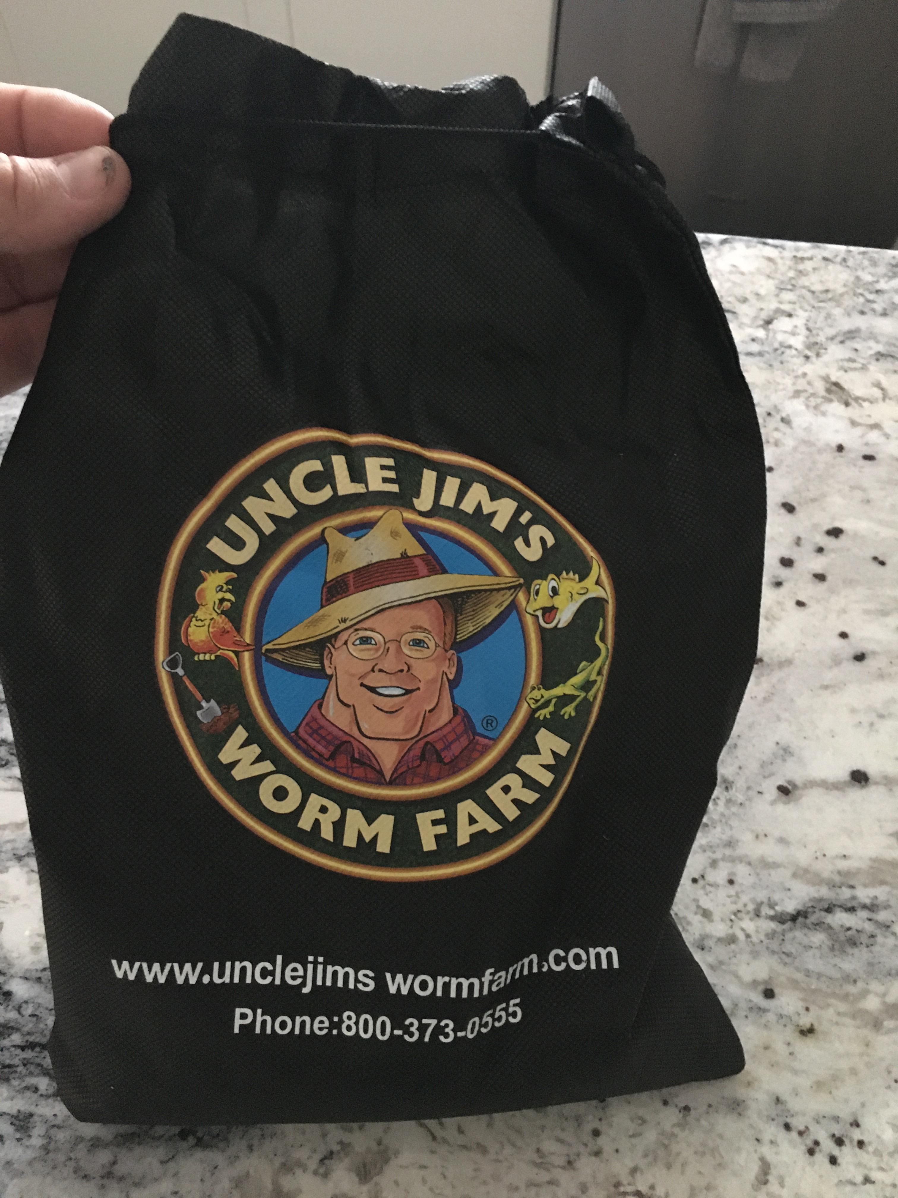 Worms! Our order of worms came today... so excited. | Scrolller