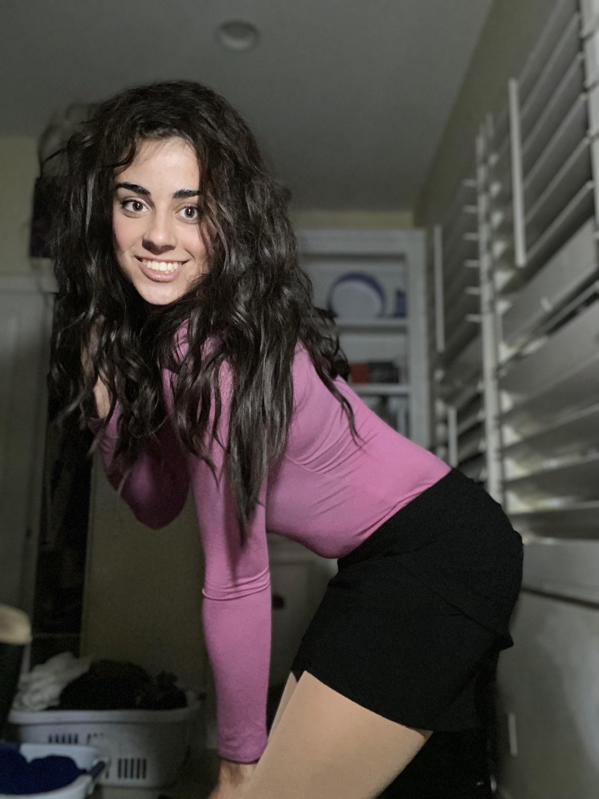 Would u let me twerk on u in the club? 😜💗 | Scrolller