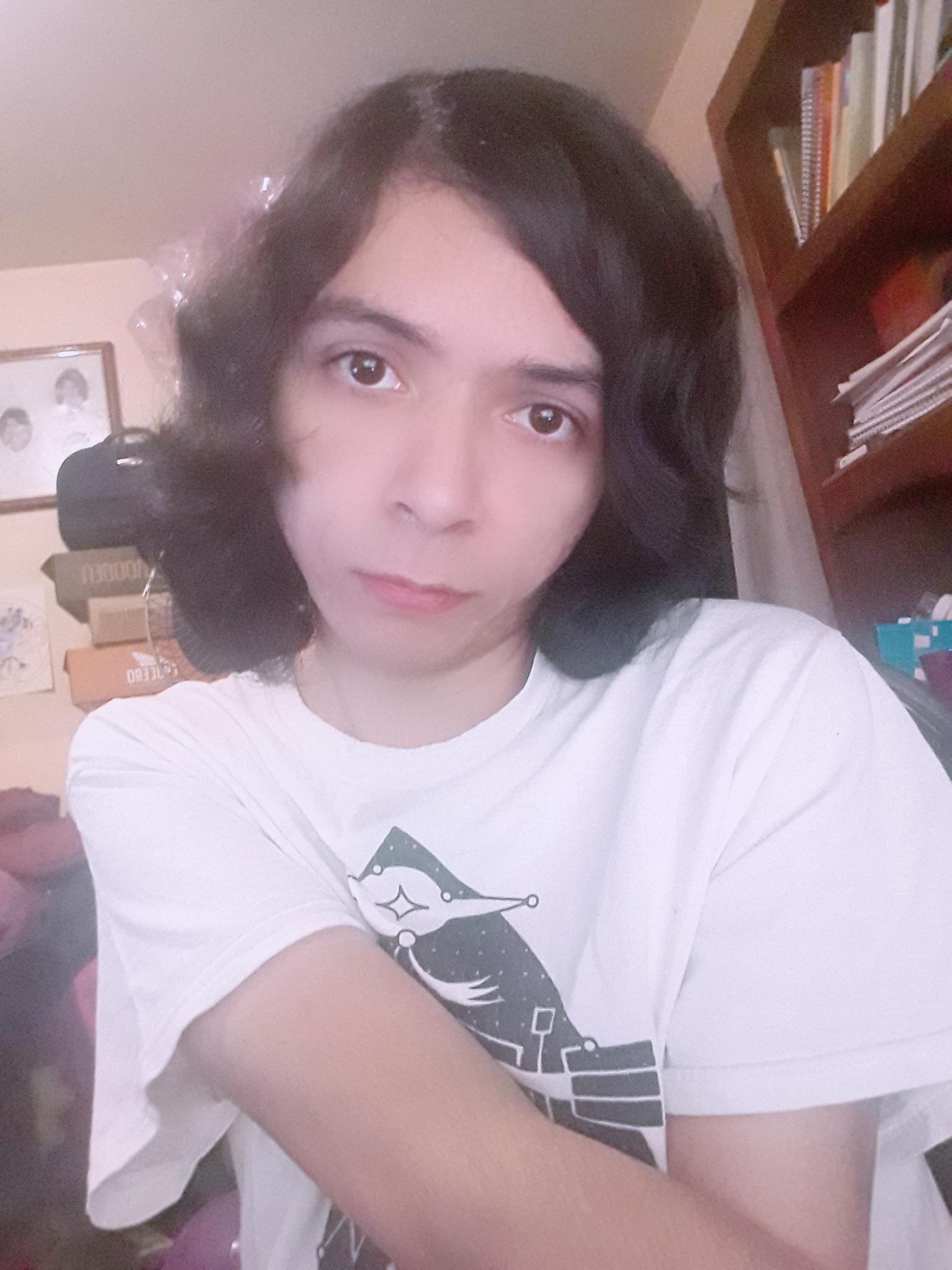 Would you fall for me? | Scrolller