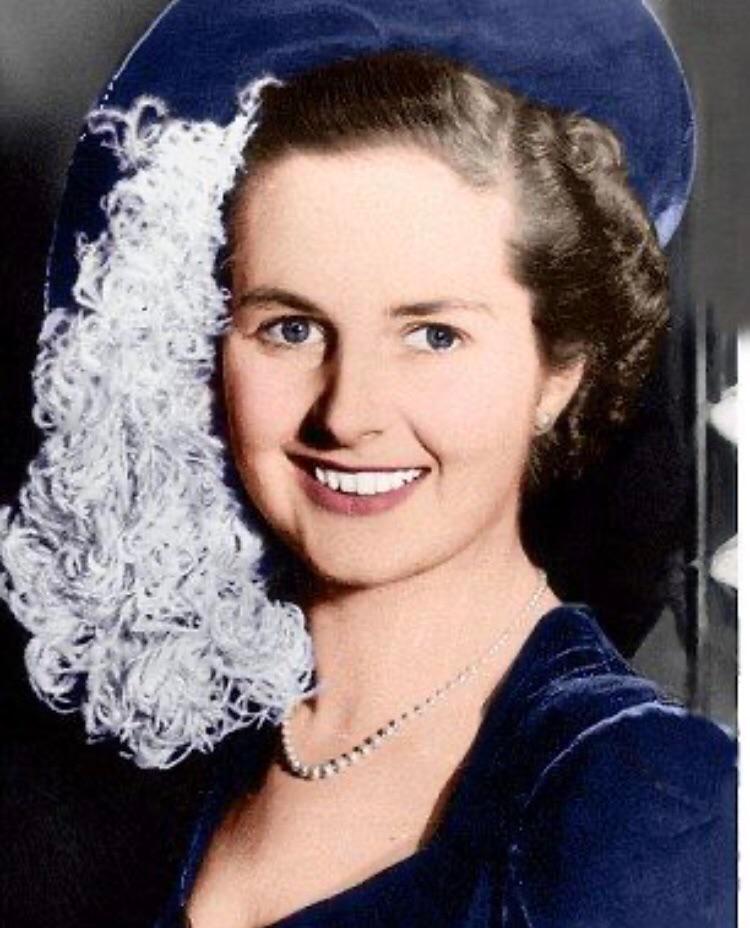 Would You Fuck My Grandma When She Was Younger Scrolller