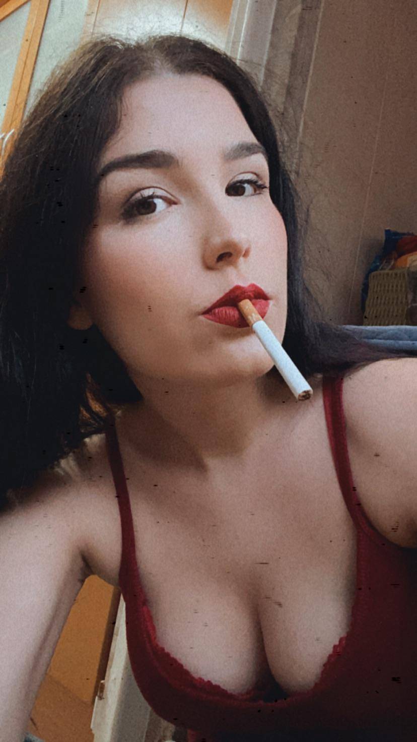 Would you keep my lipstick stained cigarette butt, be honest | Scrolller
