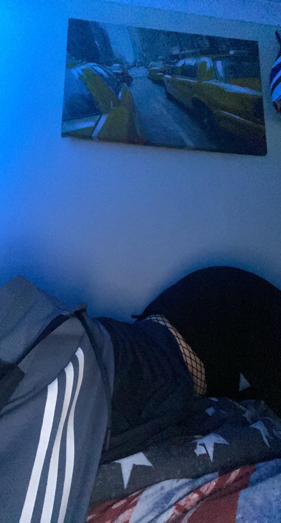 Would you pin me down? | Scrolller