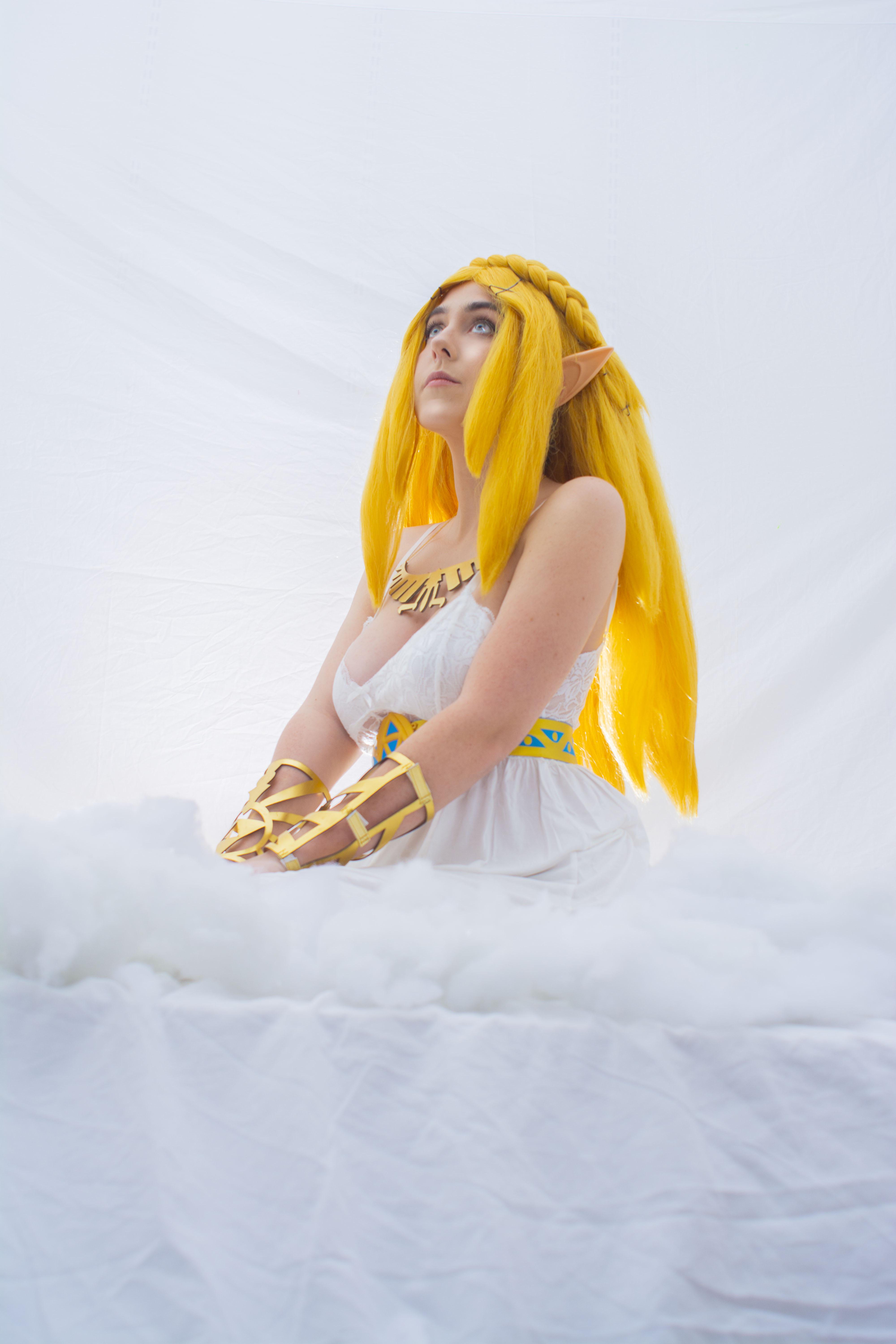 wowMalPal as Princess Zelda | Scrolller