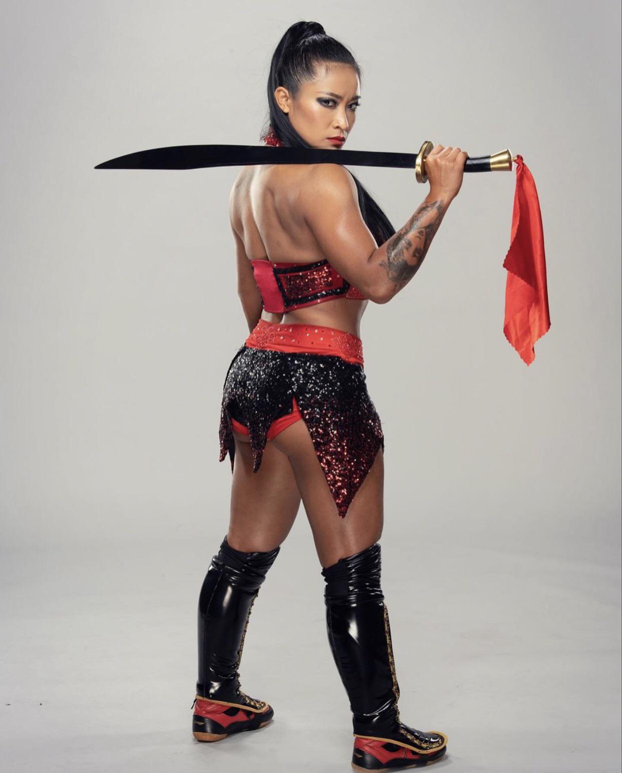 Xia 🔥 | Scrolller