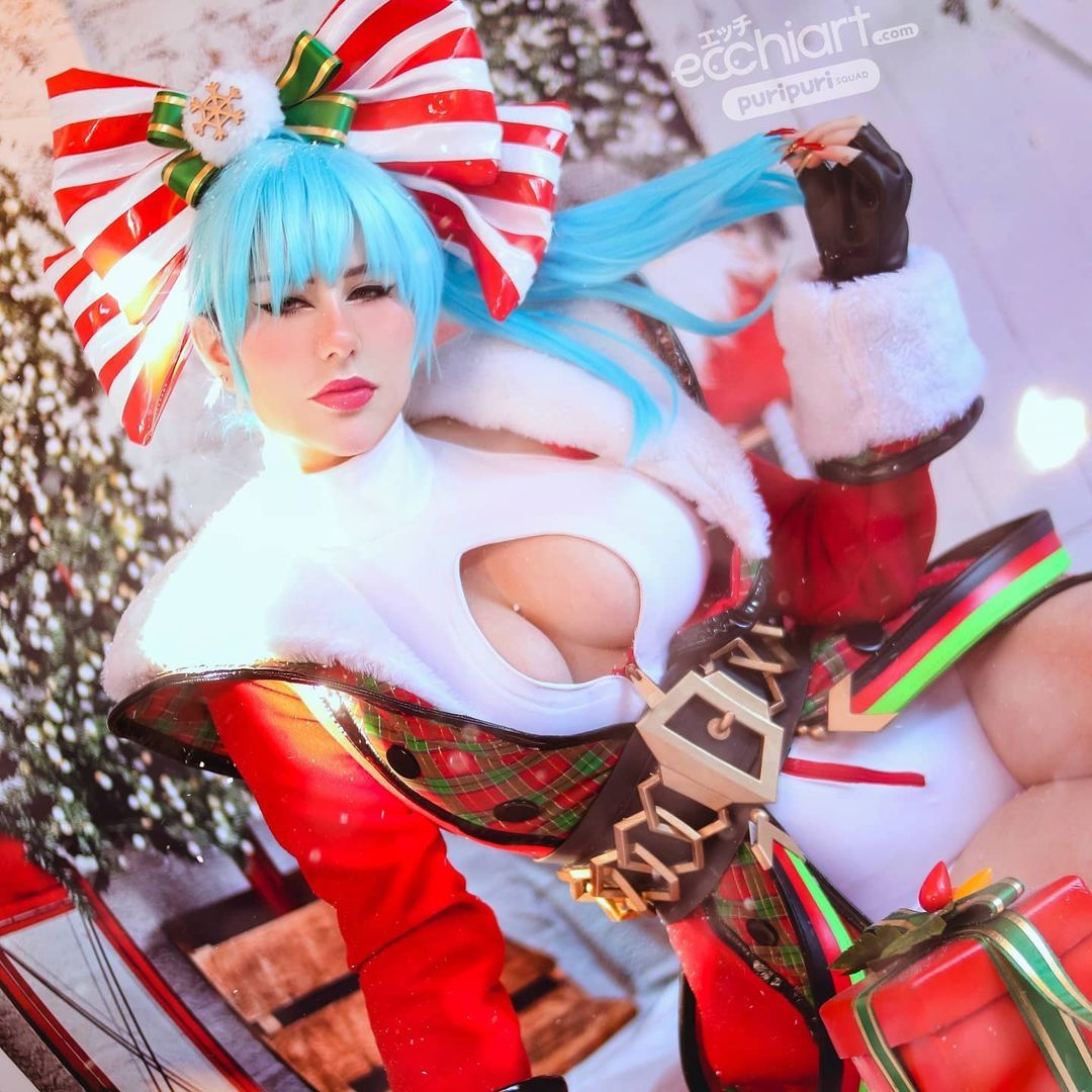 Xmas Leona by Giu Hellsing | Scrolller