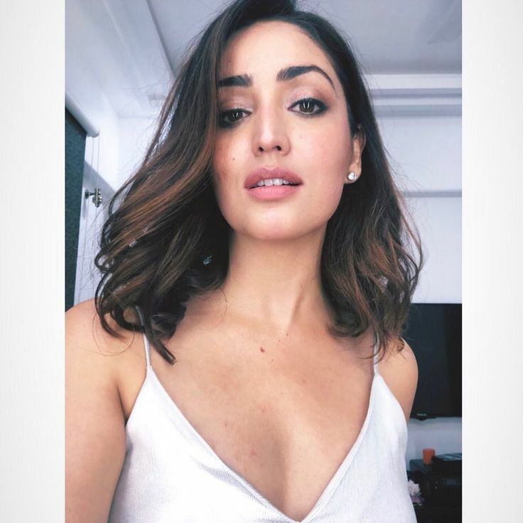 Yami gautam | Scrolller