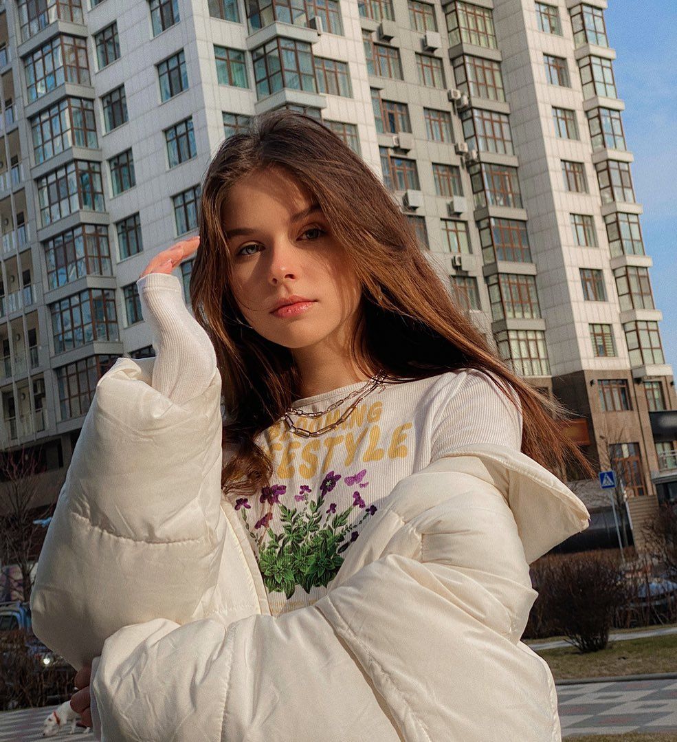 Yana Ivanova (aka JanulaIvanova) [irtr] | Scrolller