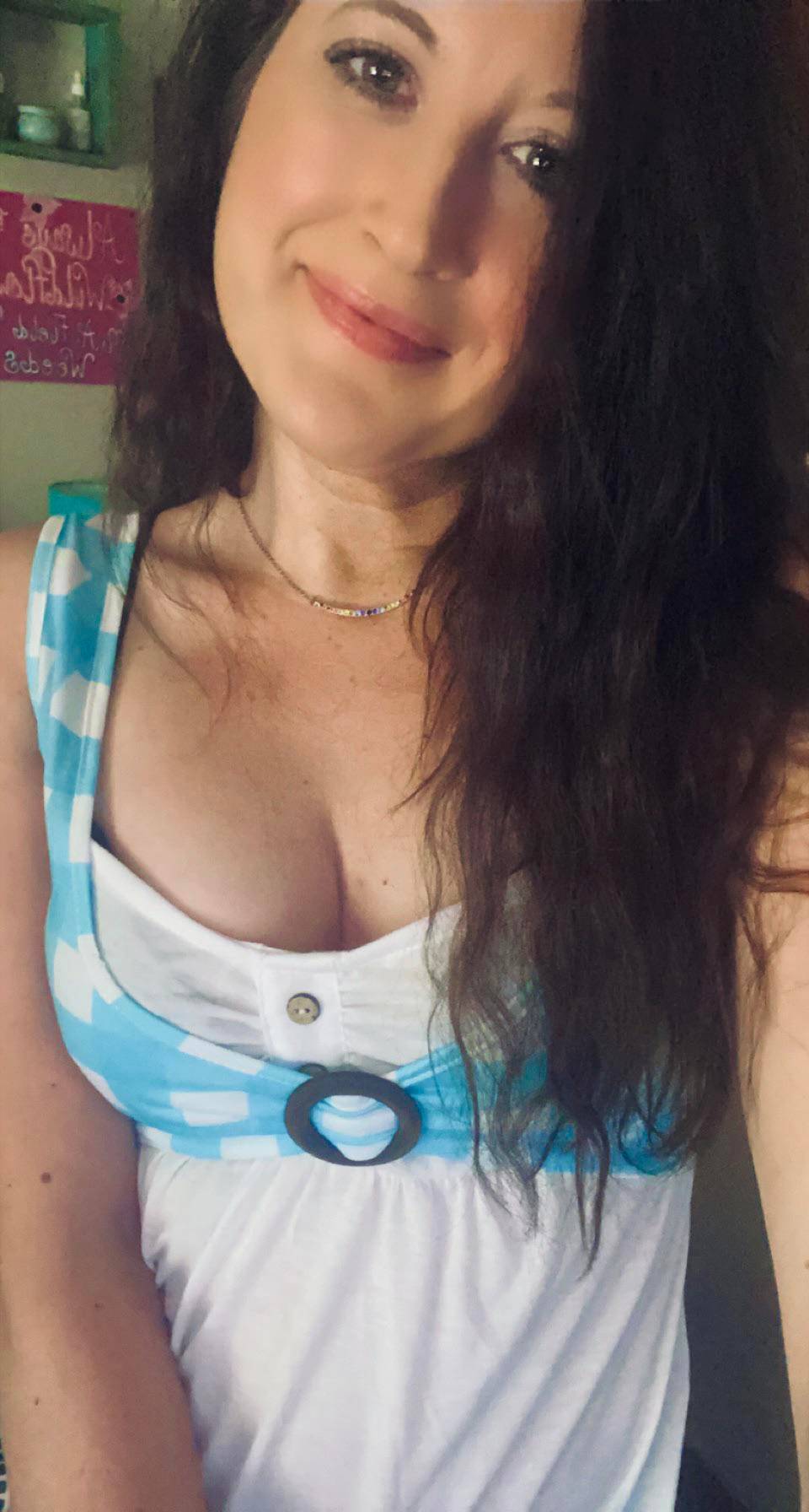 Yay for FRIDAY | Scrolller