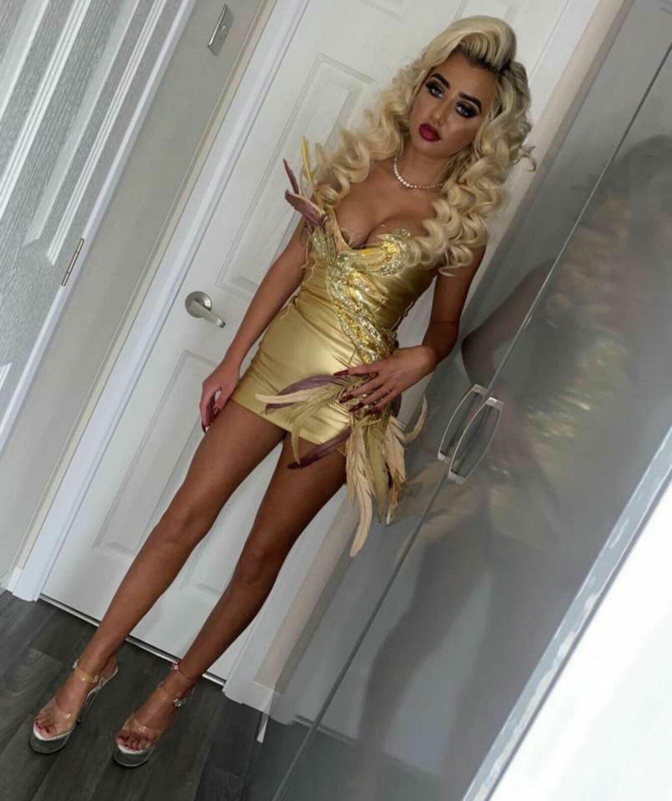 Yellow Dress Scrolller