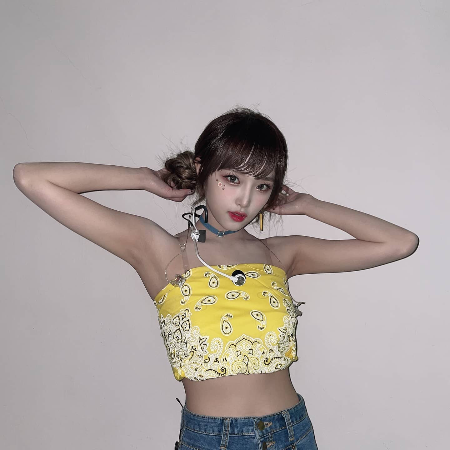 Yena - IZONE | Scrolller