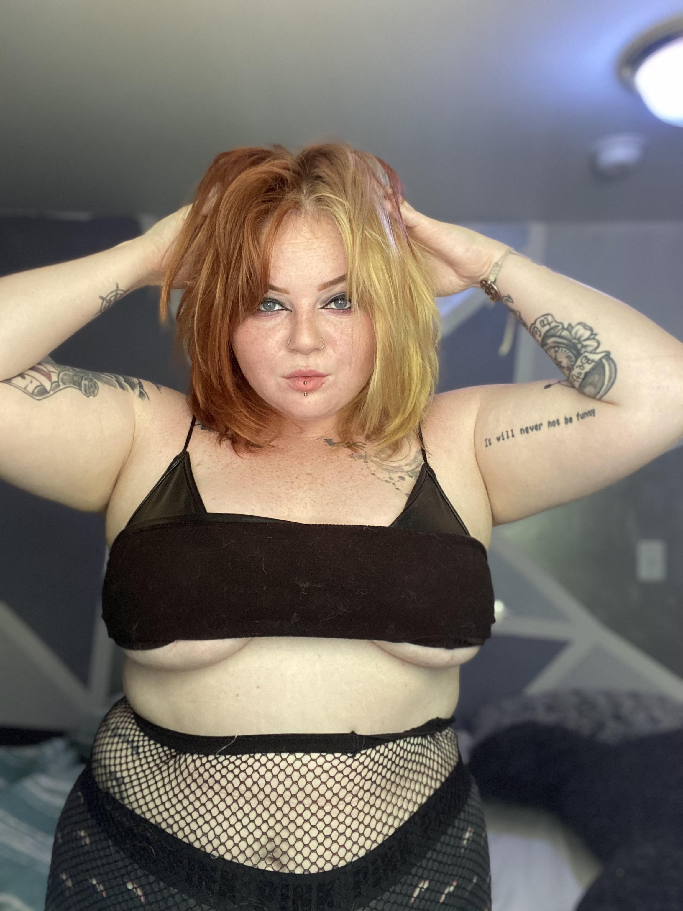 Yes daddy? | Scrolller