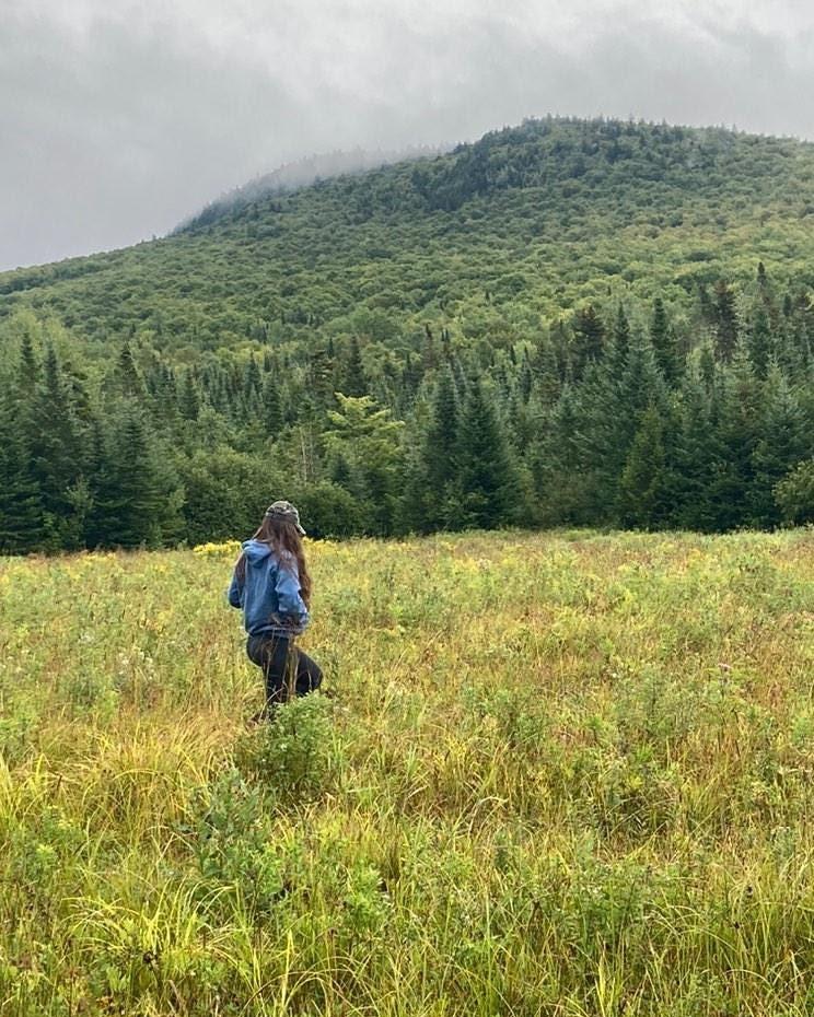 Yoga pants: the wilderness edition | Scrolller