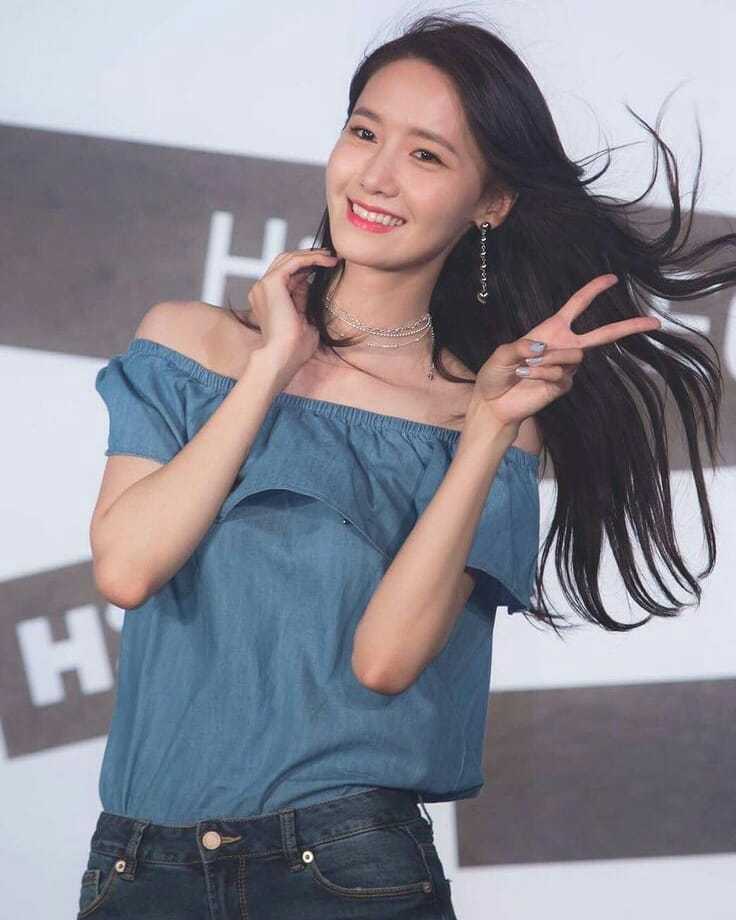 Yoona | Scrolller
