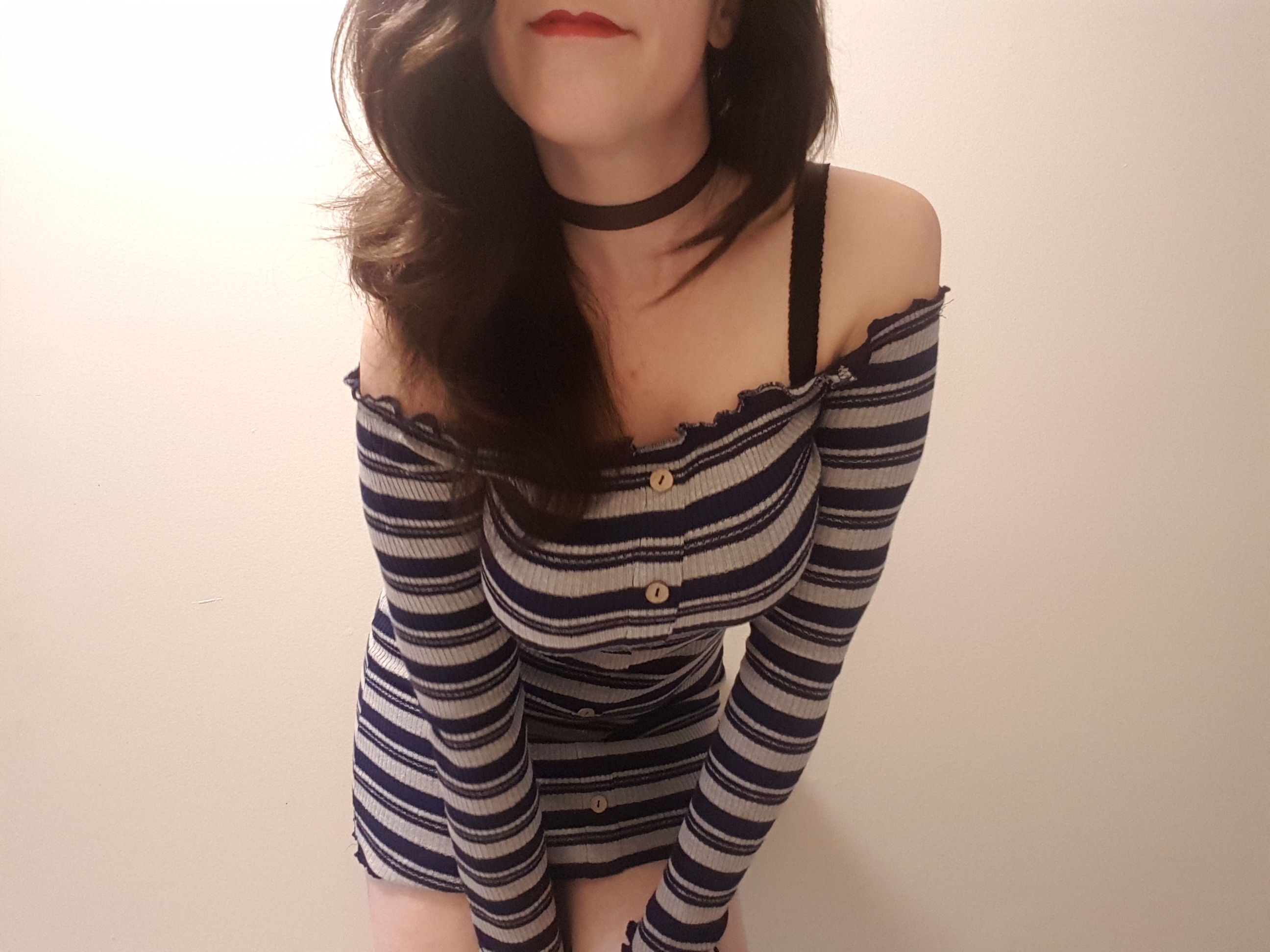 You can almost see cleavage! | Scrolller