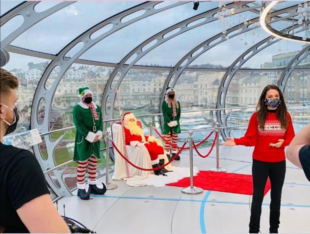 You Can Sit On My Knee Any Time You Like, Laura.. | Scrolller