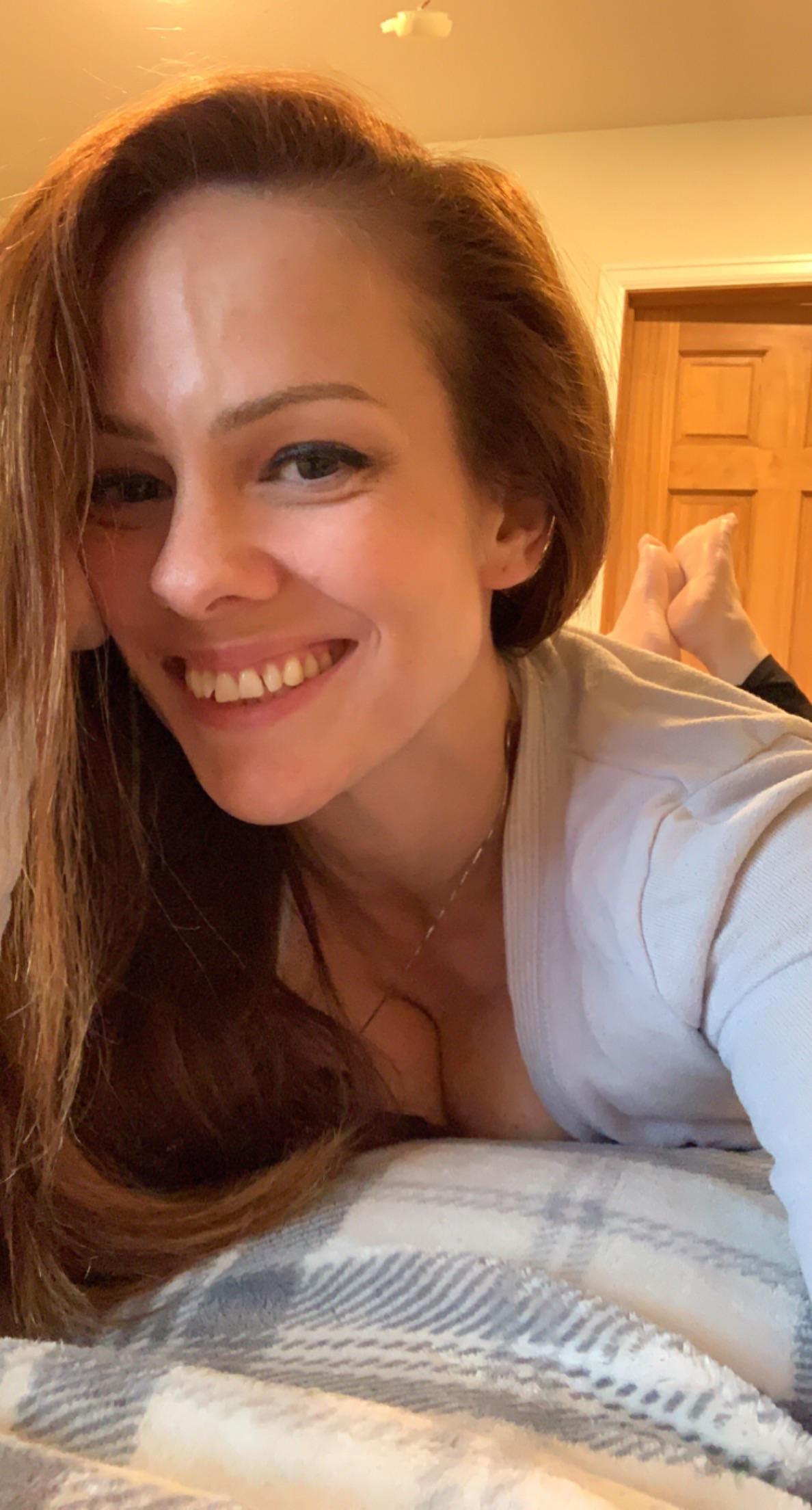 You guys…. IT’S FRIDAY!!!!! | Scrolller