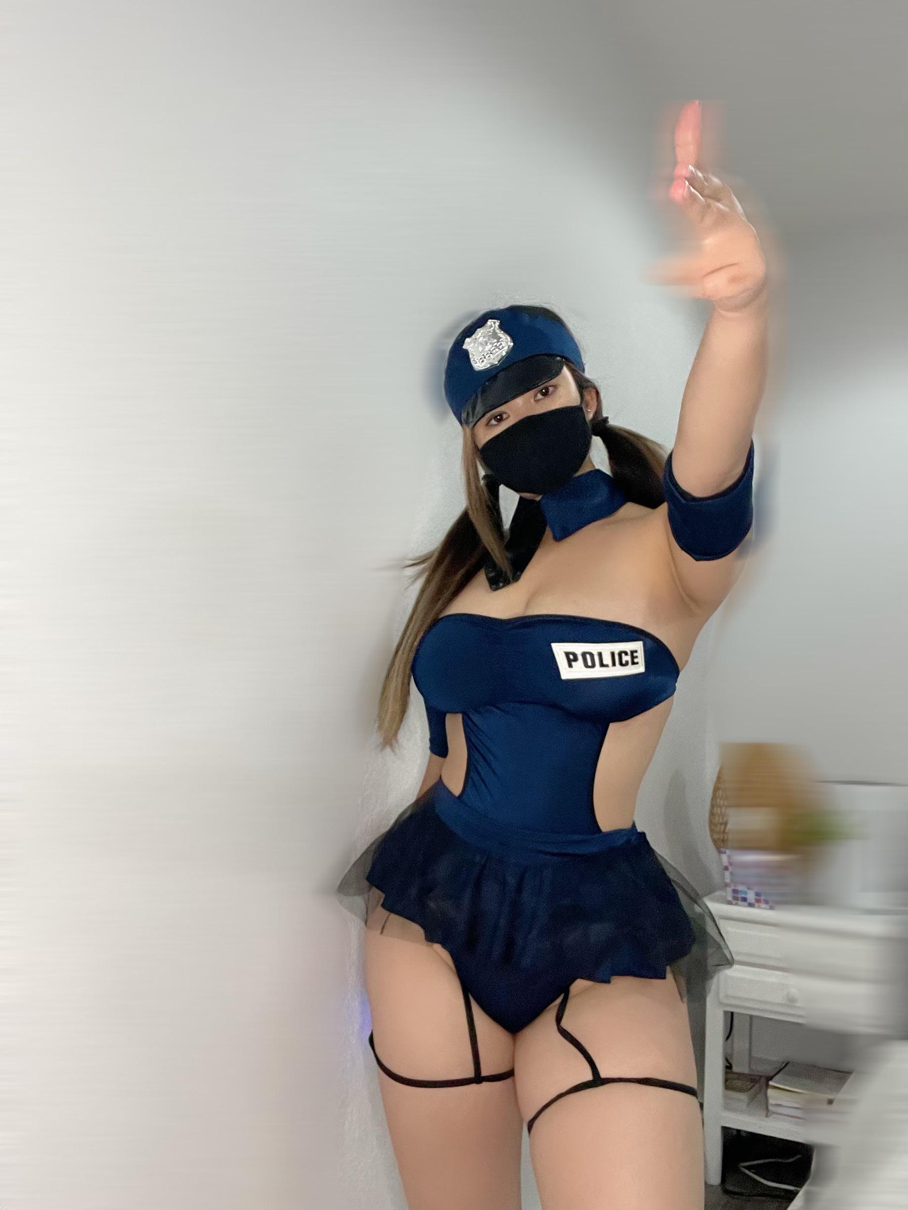 You’re under arrest 👮🏻‍♀️ What are you doing to make bail? | Scrolller