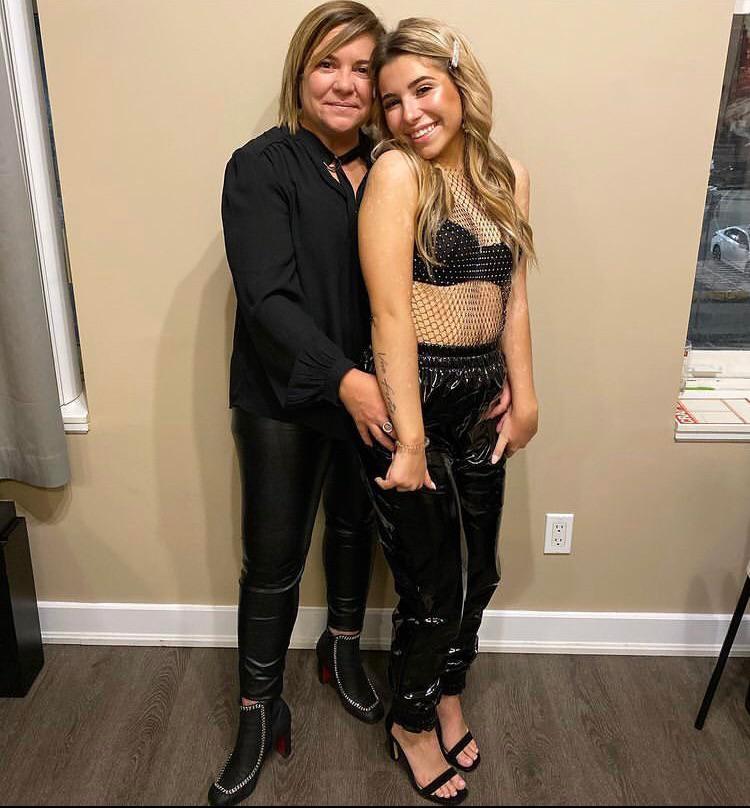 You see us at the club what’s your next move😈 | Scrolller