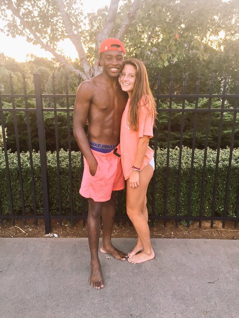 Young couple | Scrolller