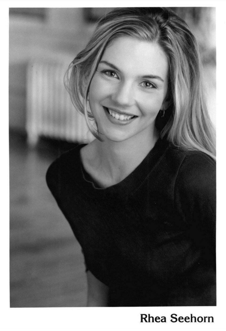 Young gorgeous Rhea | Scrolller