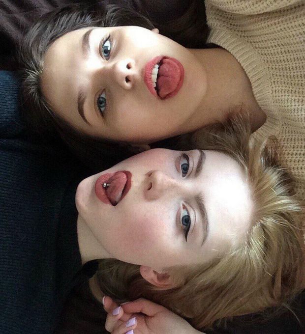 Young lookalike | Scrolller