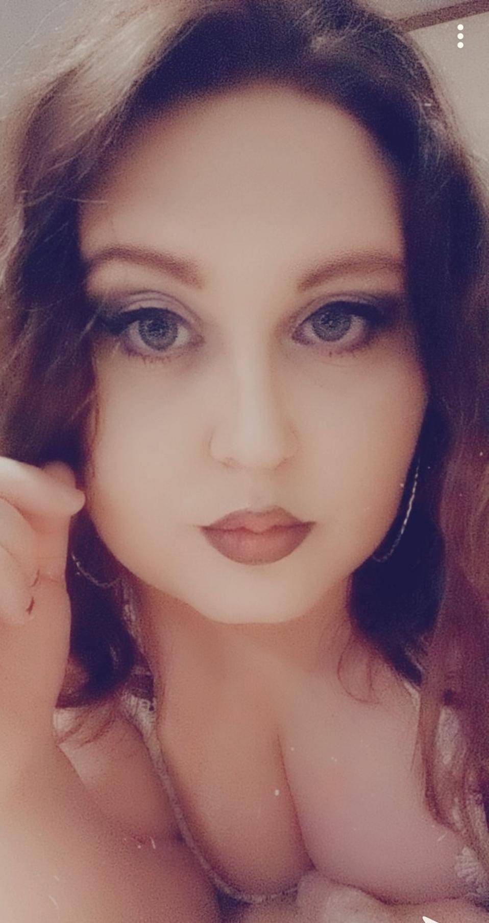 Your hands on my body..that's my addiction.😏 | Scrolller