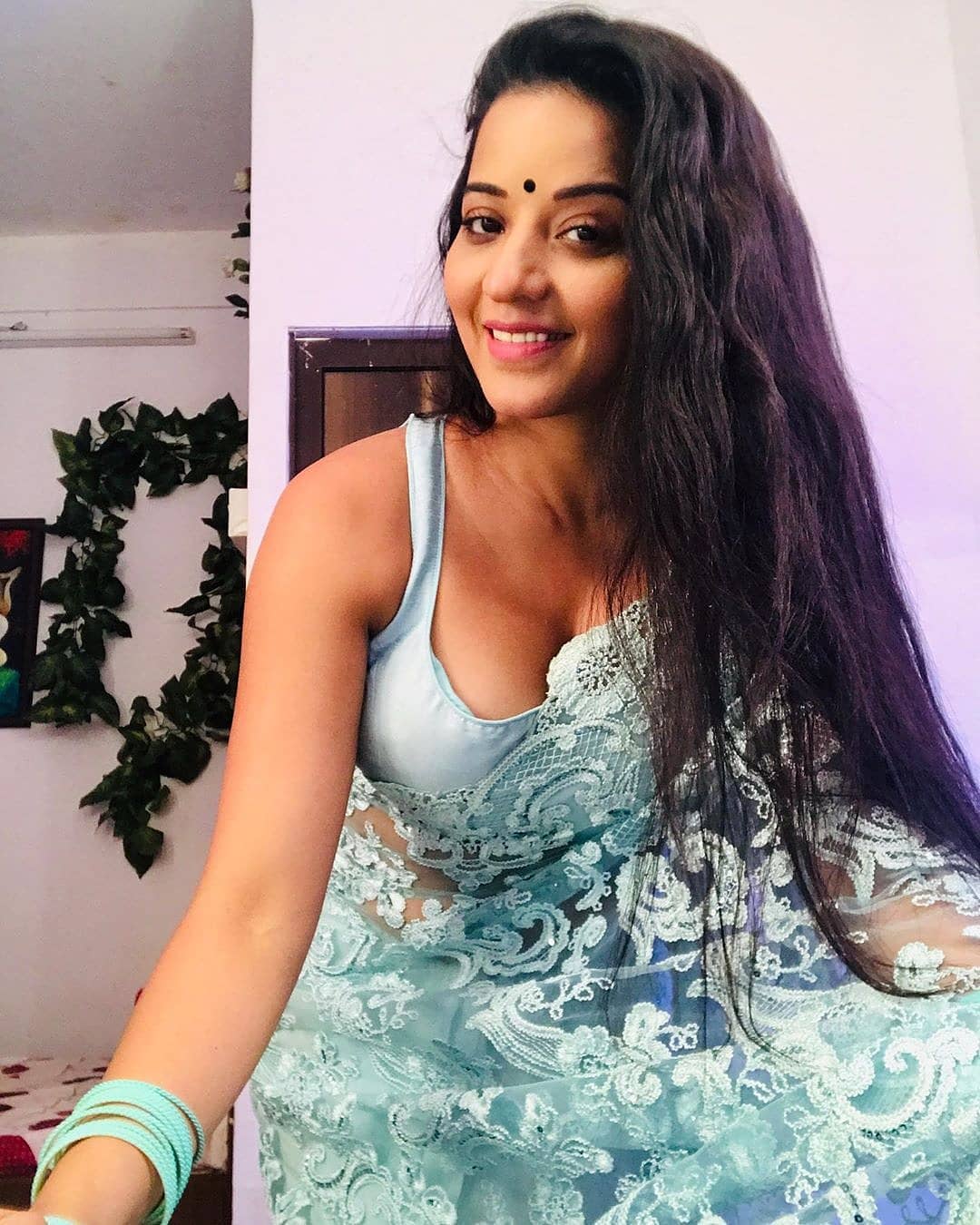 How mom seduces you for a hardcore session 🤤 ️ | Scrolller