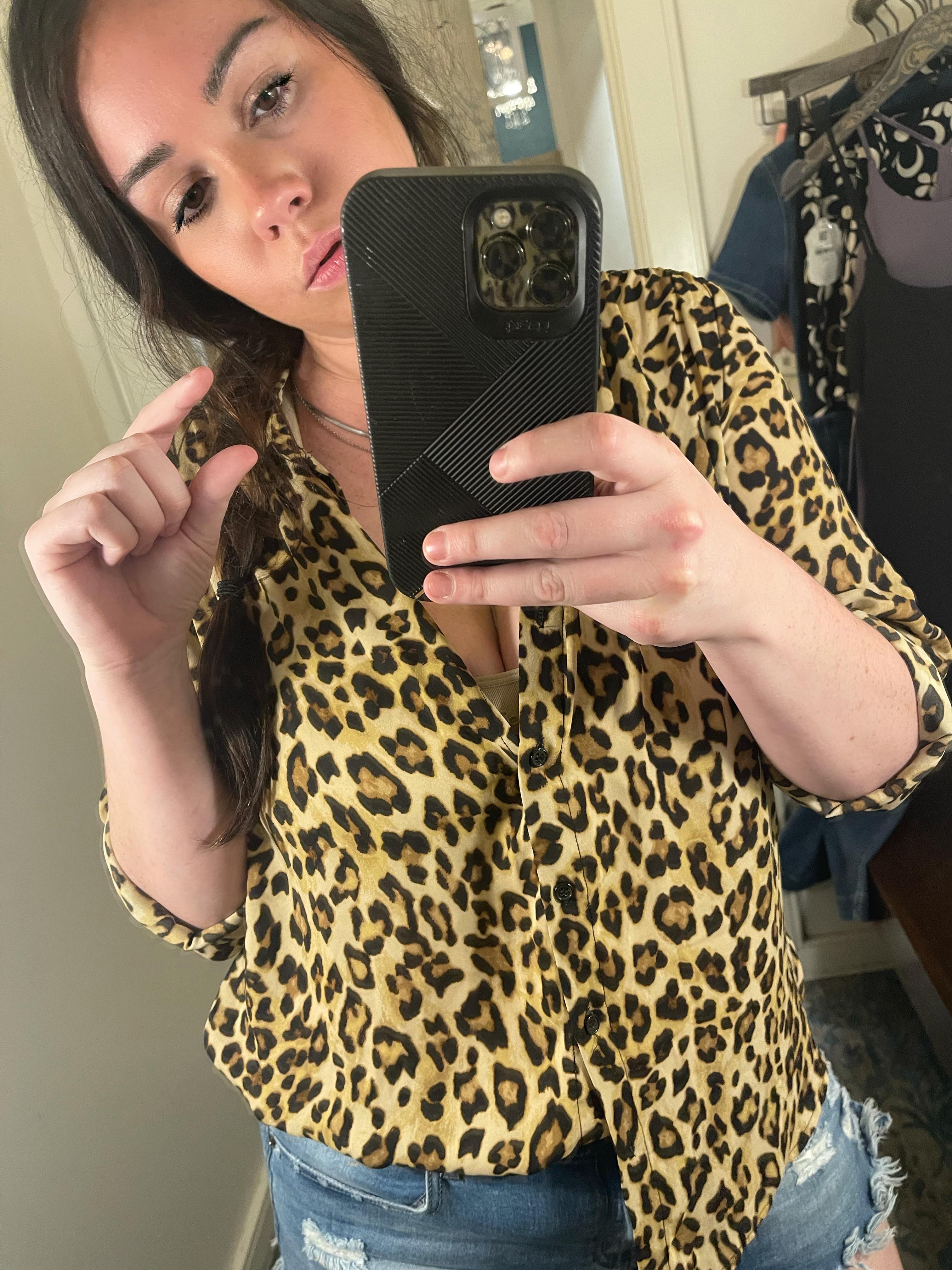 your tiny little dicklet will never be enough to satisfy a woman. you’ll be in the friend zone ...