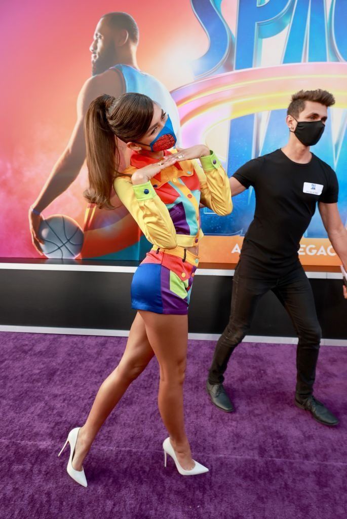 Zendaya Scrolller