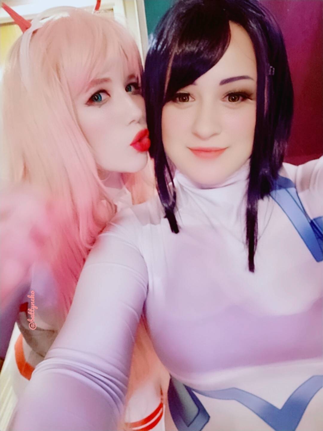 Zero Two x Ichigo (BattyNeko & EmfooCos) | Scrolller