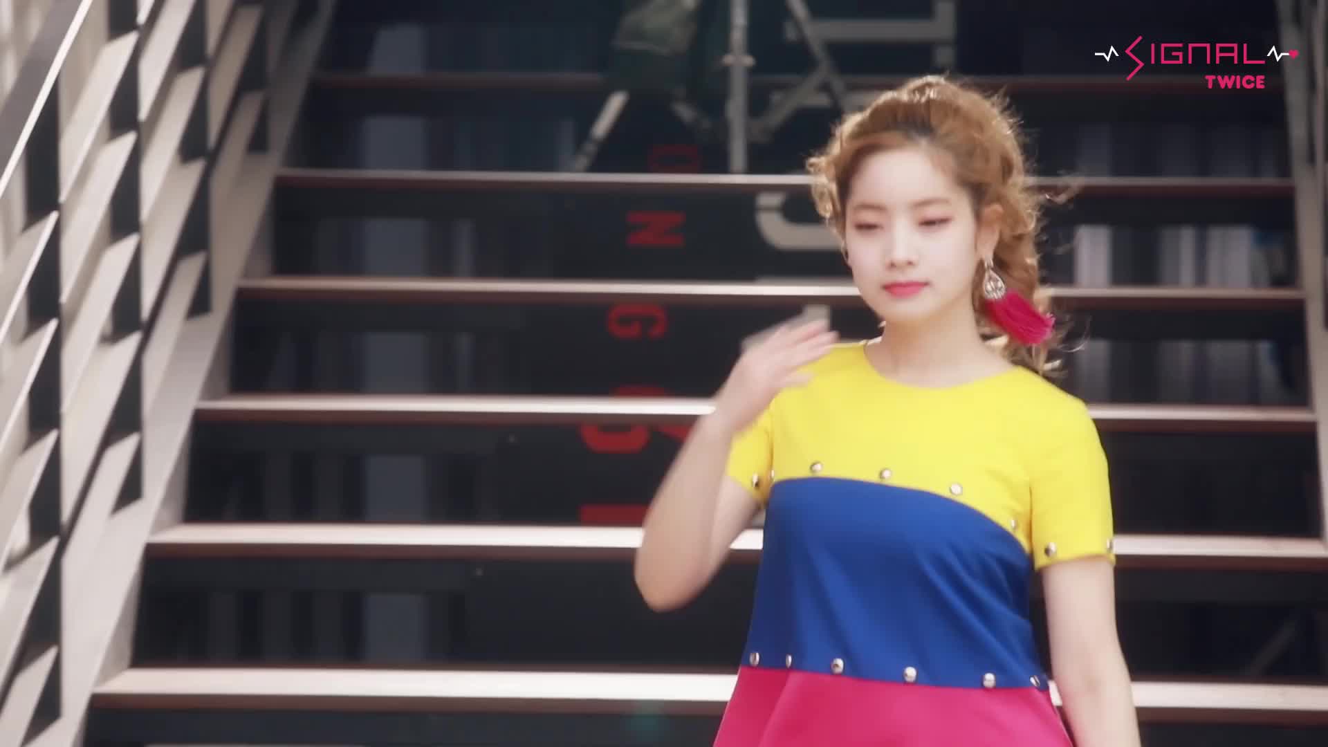 Dahyun "Signal" behind film | Scrolller