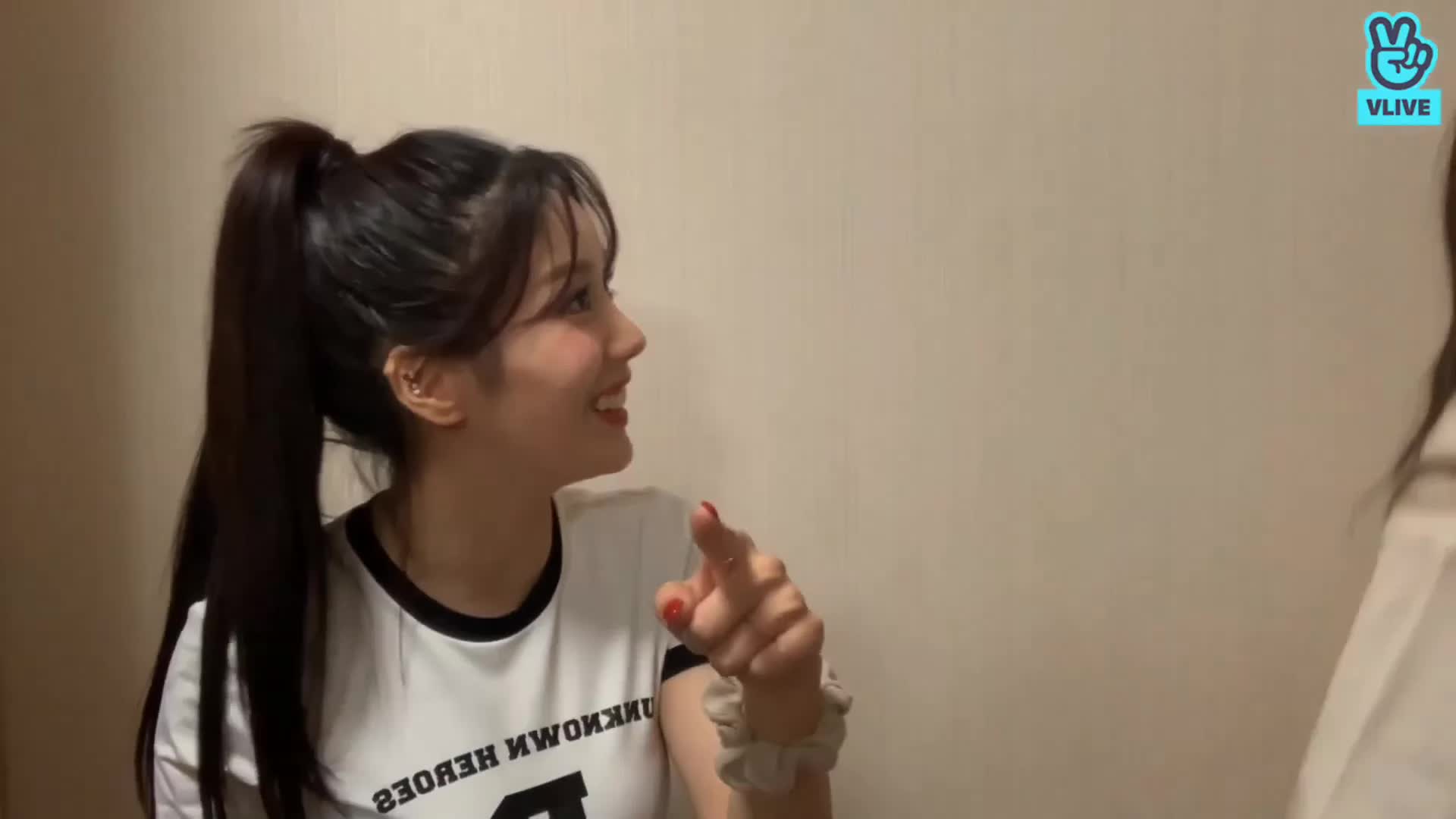 Izone - Eunbi GIF by .qq3 | Gfycat | Scrolller