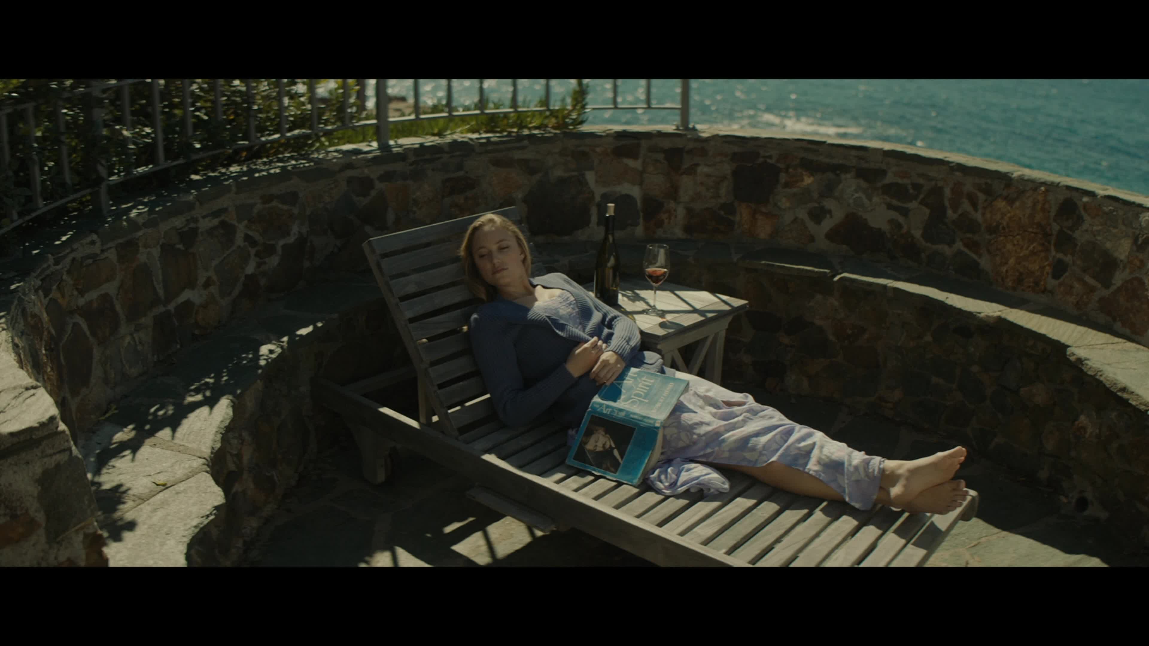 Maika Monroe | Scrolller