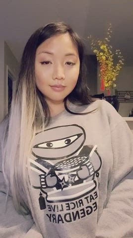 Busty Asian Chick Scrolller