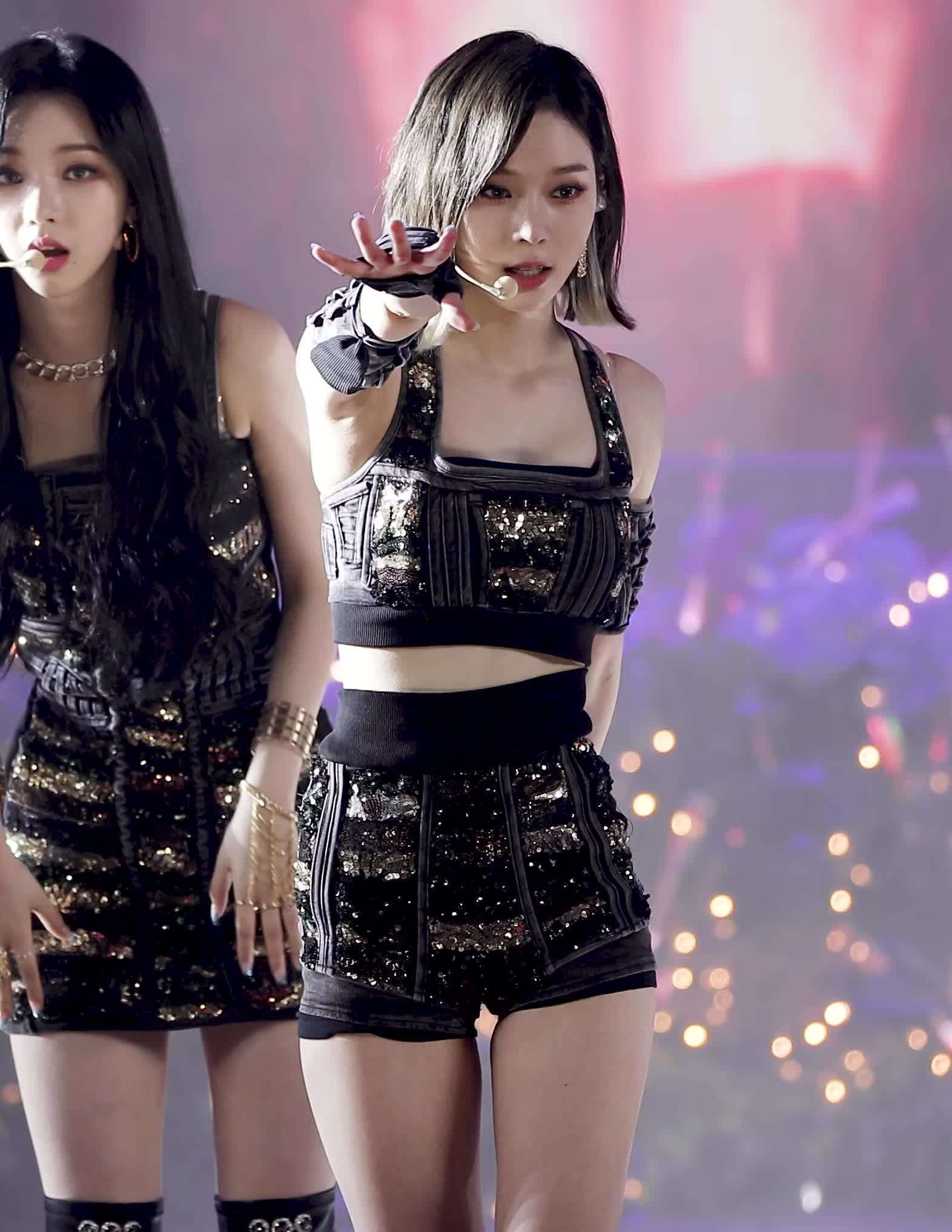 aespa - Winter | Scrolller