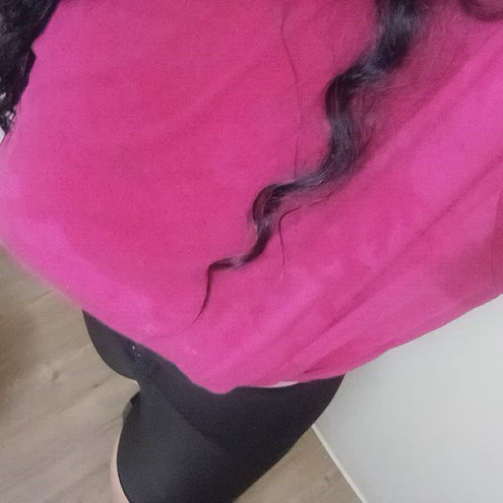 35 year old mom, Sweaty after my workout | Scrolller