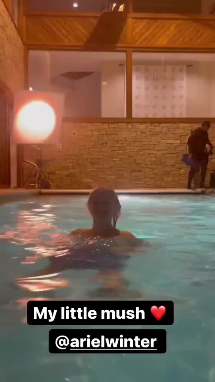 Ariel Winter | Scrolller