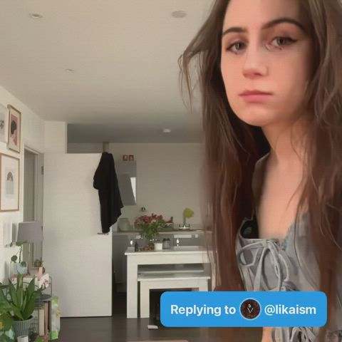 Dancing butt (AI enhanced, face might look weird) | Scrolller