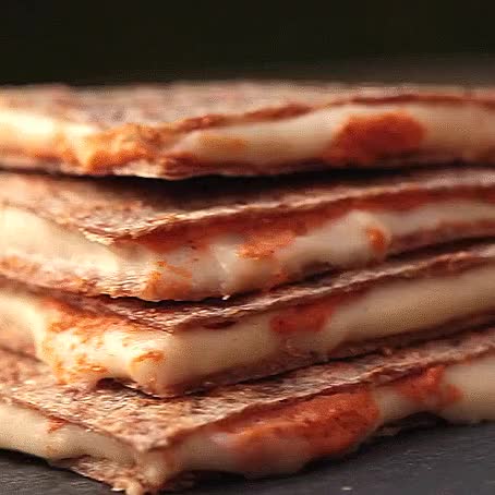 Vegan Quesadillas With Homemade Cashew Cheese | Scrolller